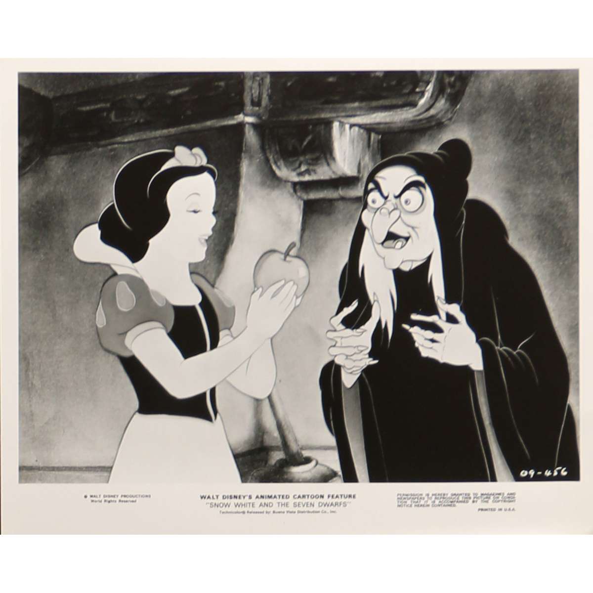 SNOW WHITE AND THE SEVEN DWARFS Movie Still N02
