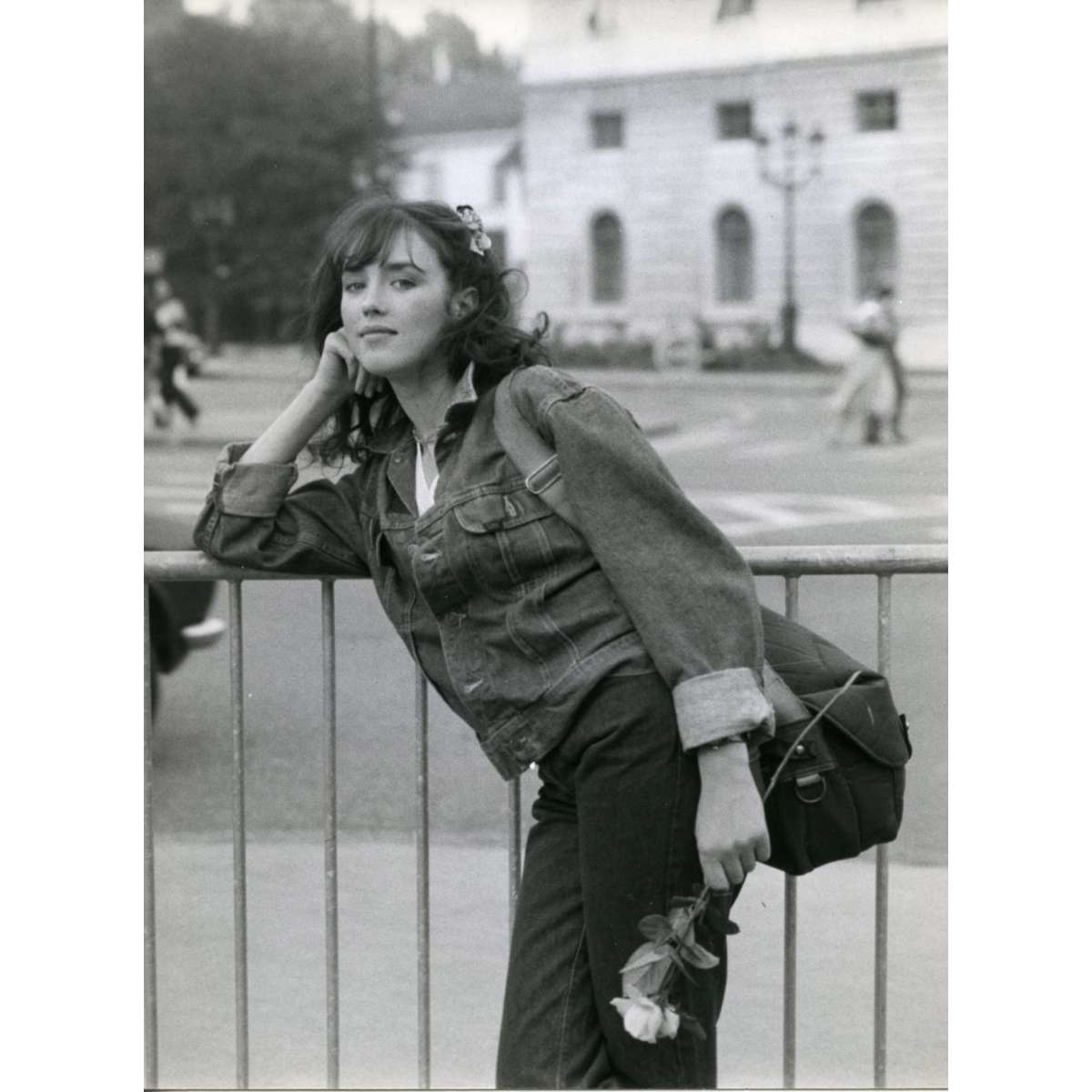 CLARA ET LES CHICS TYPES Movie Still 7x9 in.