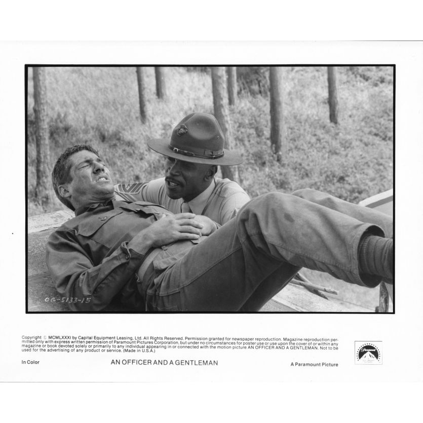 AN OFFICER AND A GENTLEMAN U.S. Movie Still - 8x10 in. - 1982 OG-5133-15