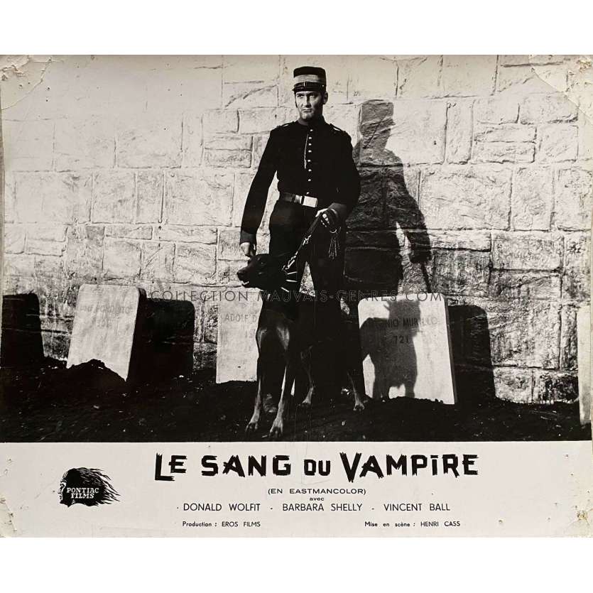 BLOOD OF THE VAMPIRE Movie Still (10x12 in. - 1958 - France)