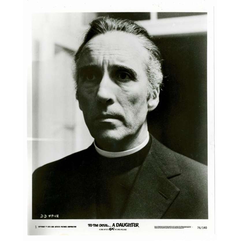 TO THE DEVIL A DAUGHTER 8x10 still N°1 '76 great close up of priest ...